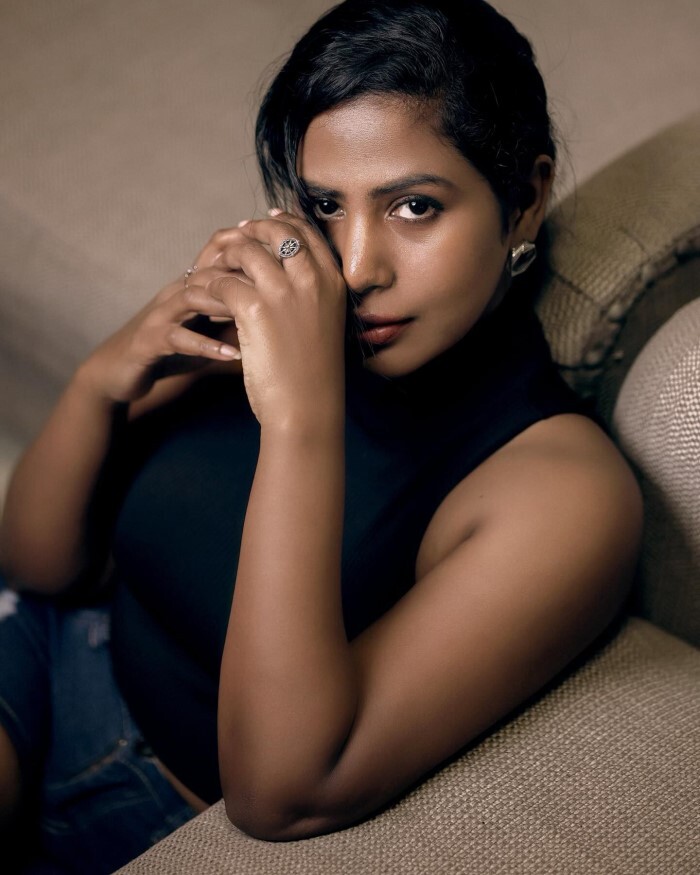 30+ Suvitha Rajendran Photos: Find Latest HD Images, Pictures, Stills ...