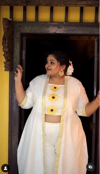 നീ ഇരുന്നാല്‍ ബെഞ്ചൊടിയുമെന്ന് പറയുന്നവരുണ്ട്! വണ്ണത്തിന്റെ പേരില് ...