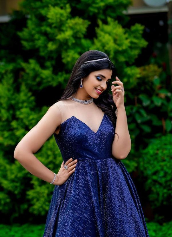 Anchor Shyamala: పల్చటి చీరలో శ్యామల పరువాల విందు.. చూశారంటే మతి ...