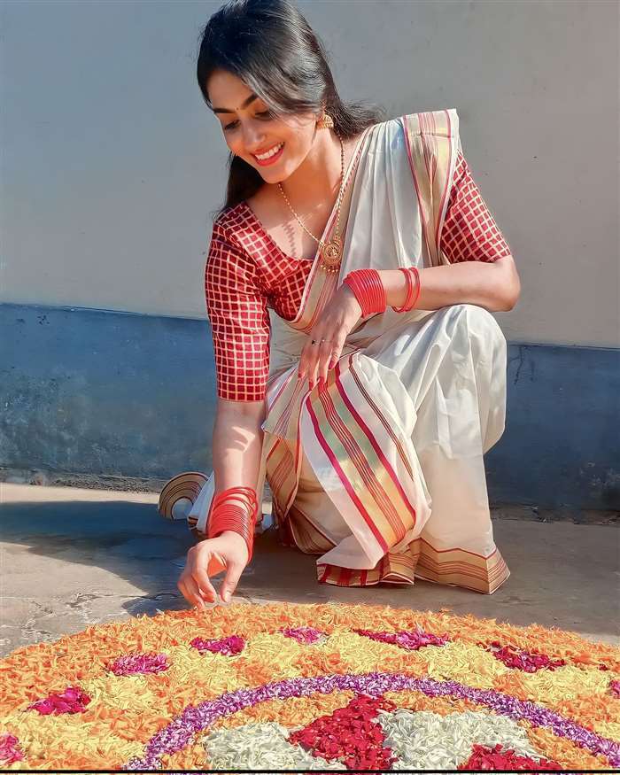 Anithra Nair Photos: Find Latest HD Images, Pictures, Stills & Pics ...