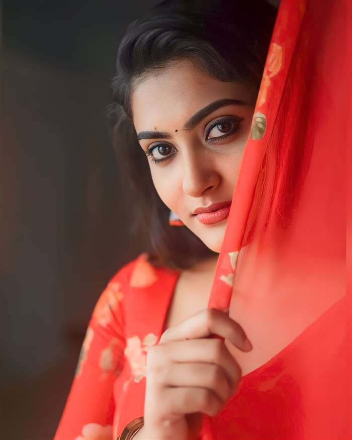 Anithra Nair Photos: Find Latest HD Images, Pictures, Stills & Pics ...