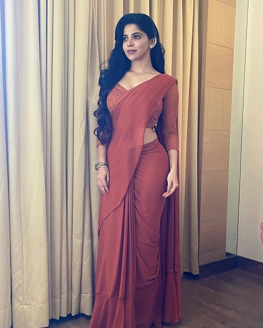 Divya Bharathi సుడిగాలి సుధీర్ కొత్త లవర్ .. ఈ వయ్యారాల సొగసరి ఇలా ...