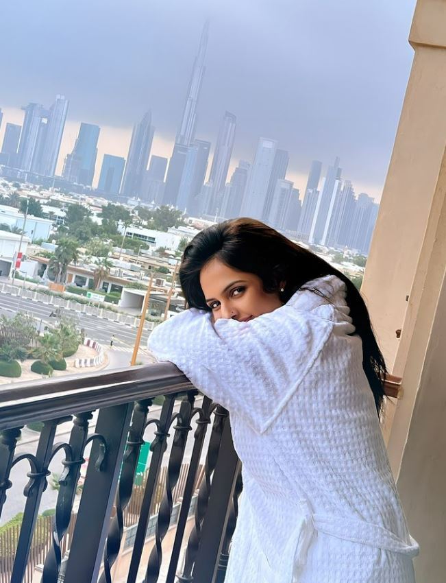 Jyothi Rai: మళ్లీ గేట్లు లేపేసిన జగతి మేడం.. ఈ అందాల సునామీ చూస్తే ...