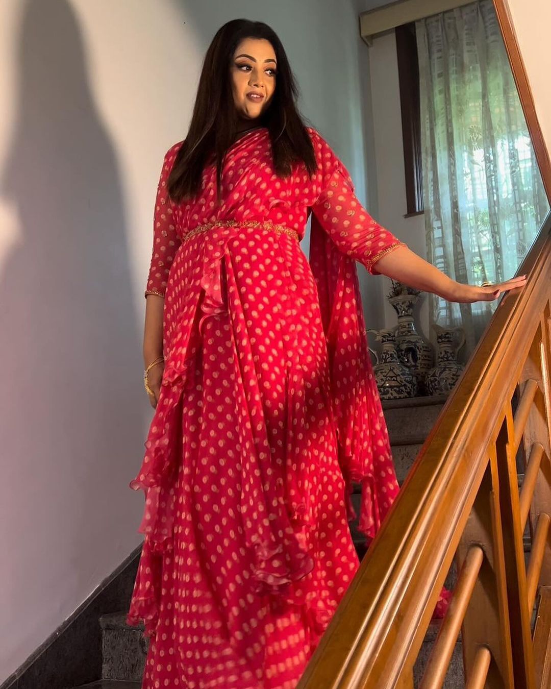Meena : వయసేమో 47.. ఇంకా జిగేల్ మనిపించేలా అందాలు.. చూస్తే ఫ్లాటే ...