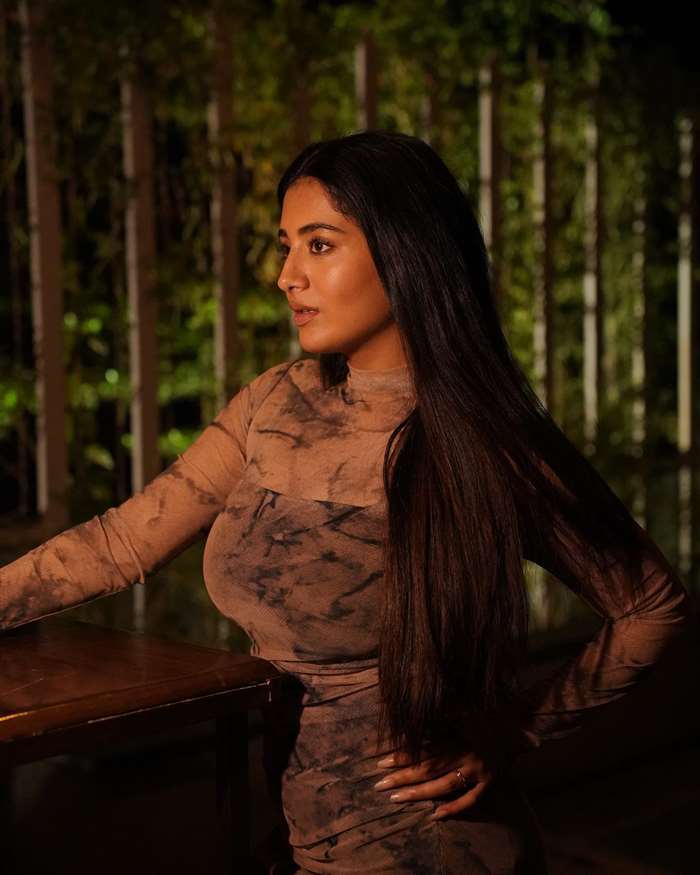 Raashi Singh Photos: Find Latest HD Images, Pictures, Stills & Pics ...