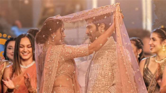 Family Star Telugu Movie: Pooja, Shooting Stills, Location Photos ...