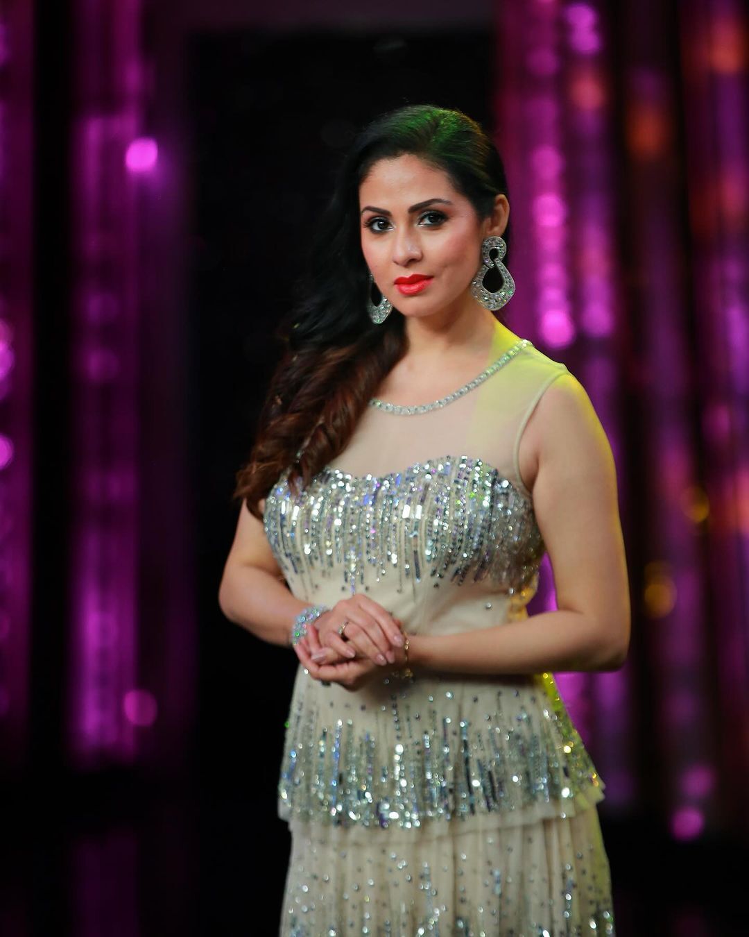 Sadaa: 40 ఏళ్ల వయసులో వారేవా సదా అందాలు... చమ్కీల డ్రెస్‌లో చమక్కుమంటూ ...