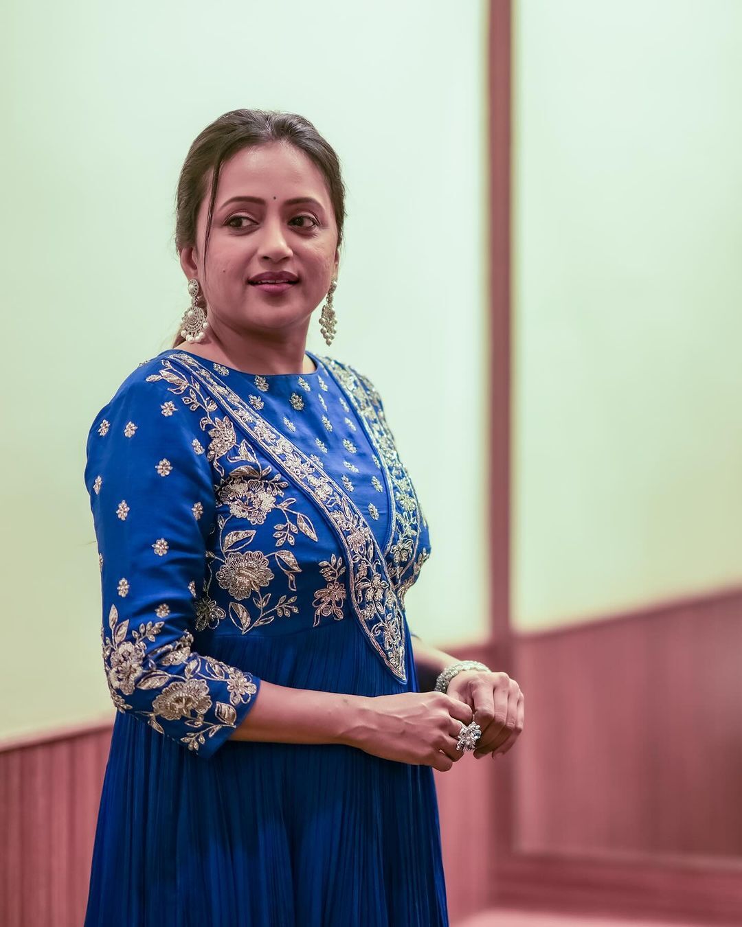 Suma Kanakala: 49 ఏళ్ల వయసులోనూ వన్నె తరగని తెలుగందం.. ఈ కొత్తందాలు ...