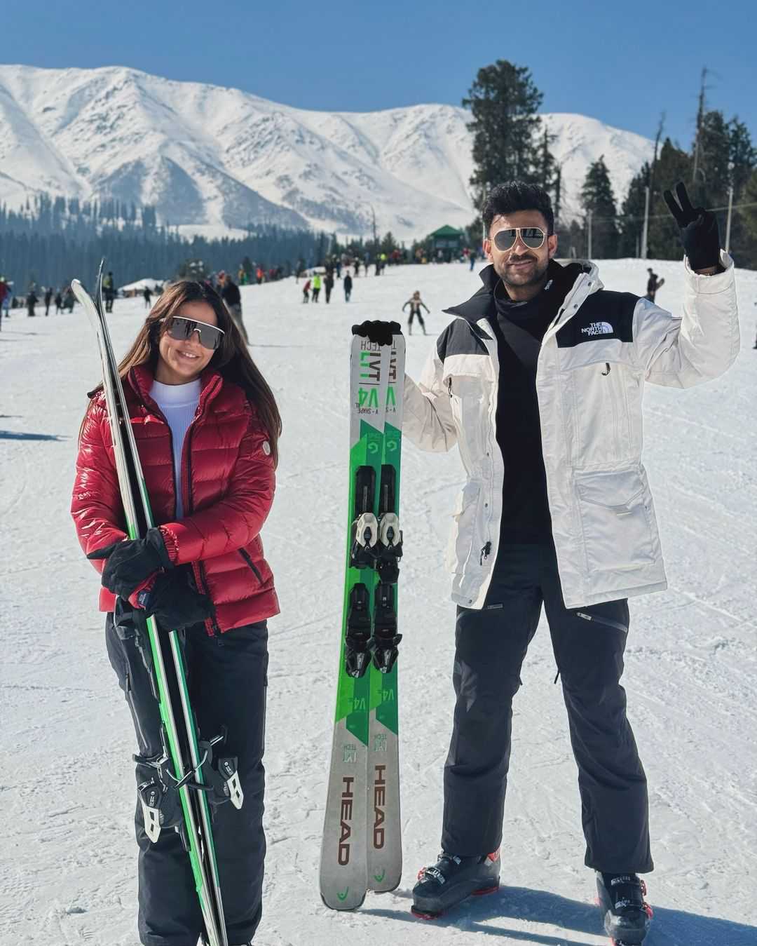 Varun Teja Lavanya Tripathi: వెకేషన్‌లో వరుణ్ తేజ్, లావణ్య త్రిపాఠి ...