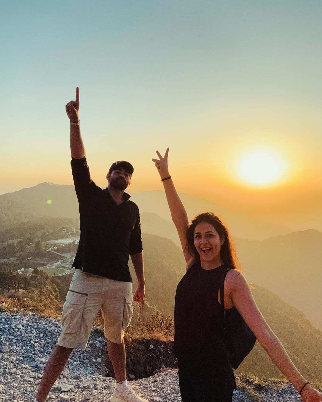 Varun Teja Lavanya Tripathi: వెకేషన్‌లో వరుణ్ తేజ్, లావణ్య త్రిపాఠి.. వైరల్ పిక్స్ చూశారా ...