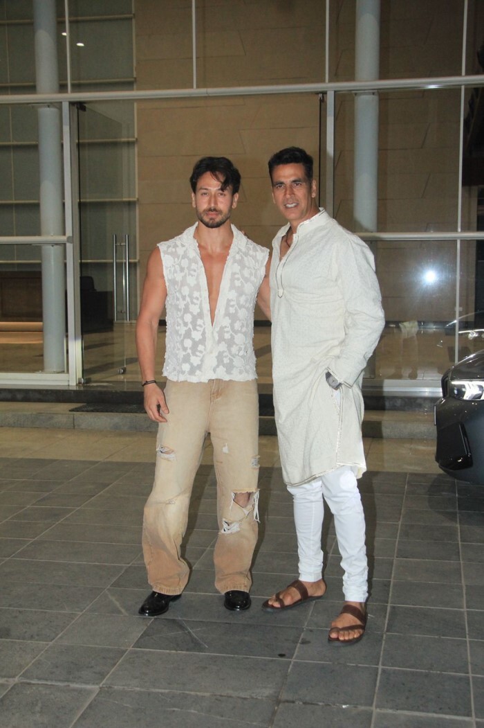 Akshay Kumar, Tiger Shroff, Alaya F & More Arrive In Style At Ali Abbas Zafar's Iftar Party ...