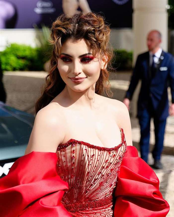Urvashi Rautela Cannes 2024 Photos | Urvashi Rautela Second Look Pics ...