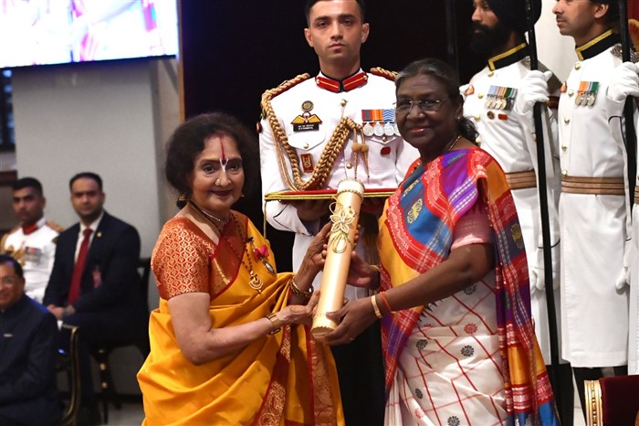 Chiranjeevi Receives Padma Vibhushan | Vyjayanthimala Receives Padma ...