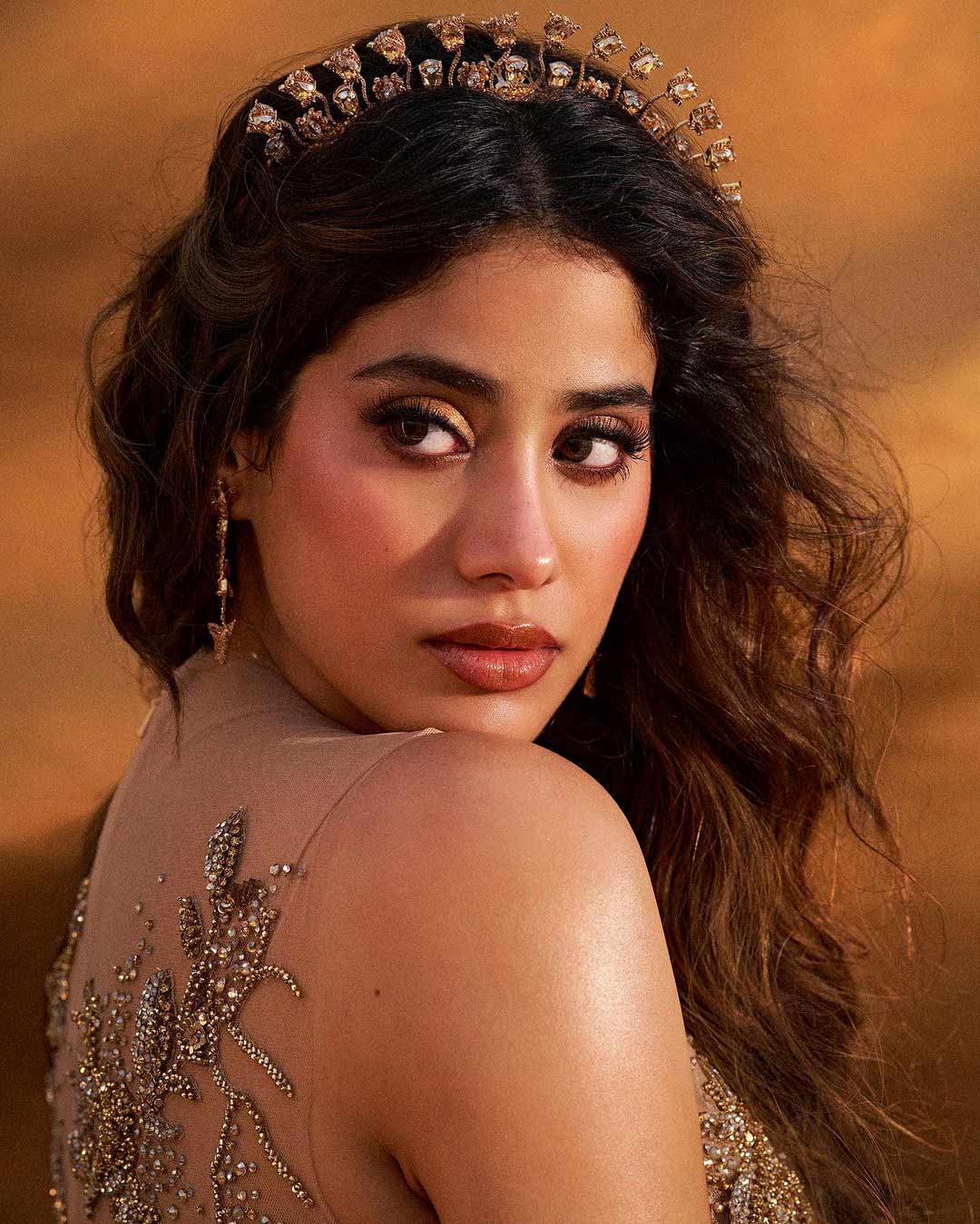 Janhvi Kapoor Photos | Janhvi Kapoor Latest Images | Janhvi Kapoor ...