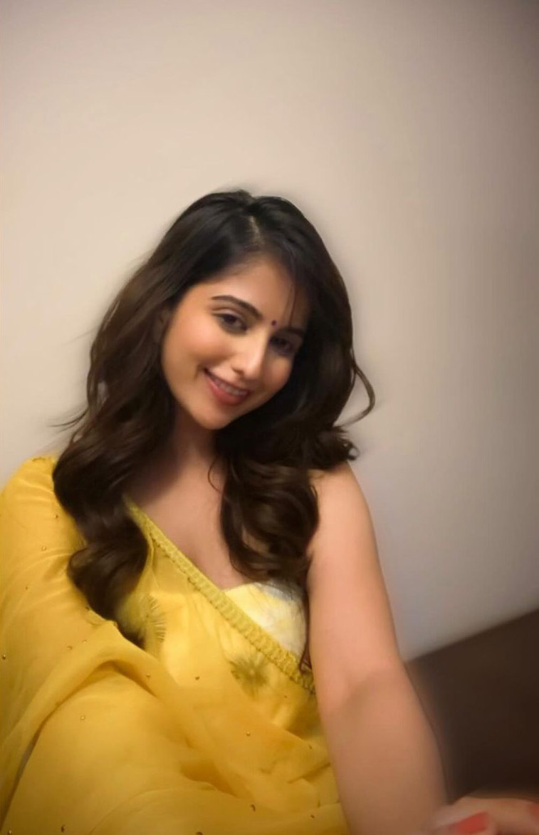 Niveditha Gowda Photos Niveditha Gowda Latest Pics Niveditha Gowda 