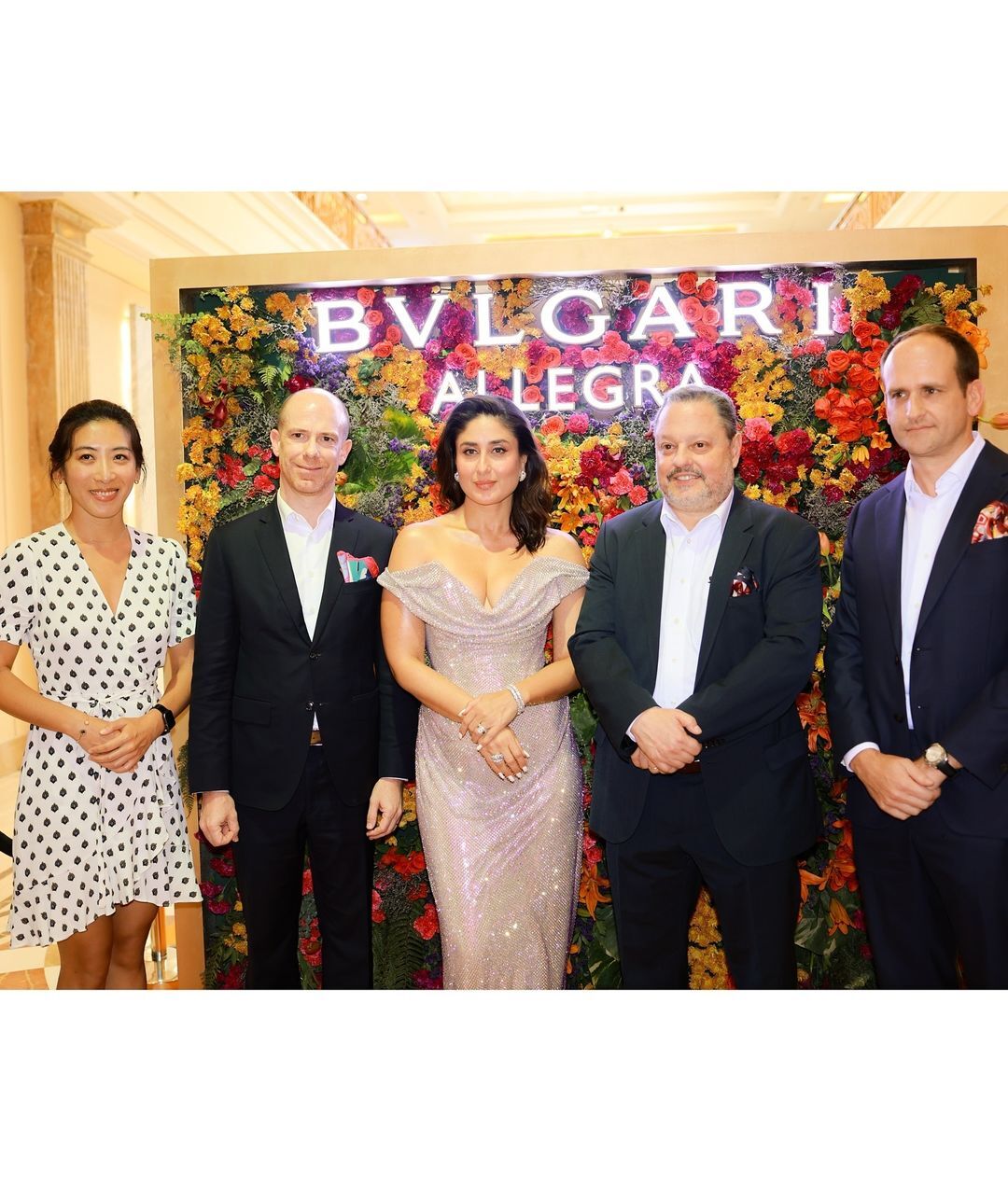 வயசானாலும் உங்க அழகு கொஞ்சமும் குறையலையே.. 43 வயது நடிகை காட்டிய ...