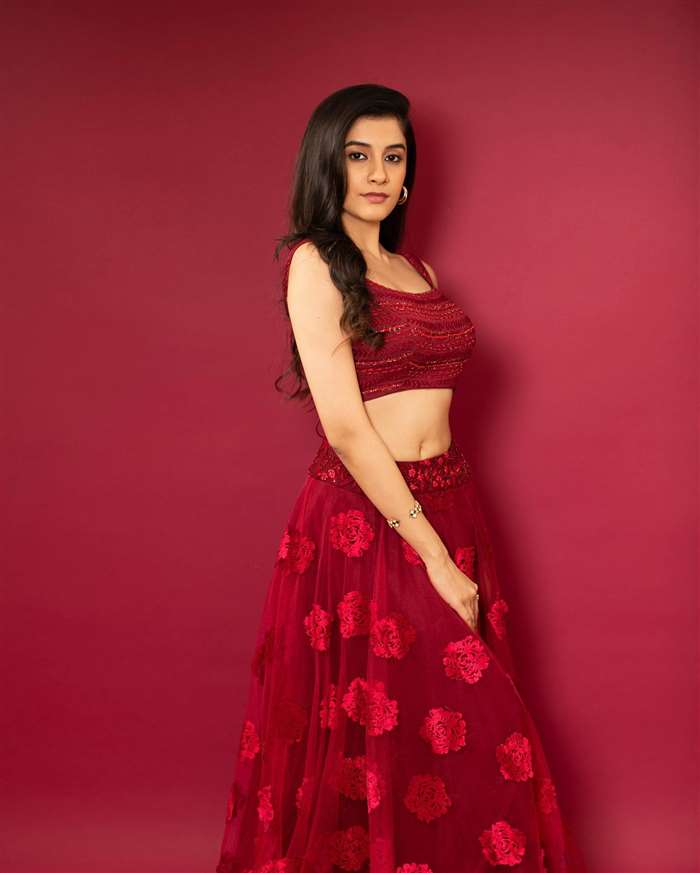 Simran Sharma - Filmibeat