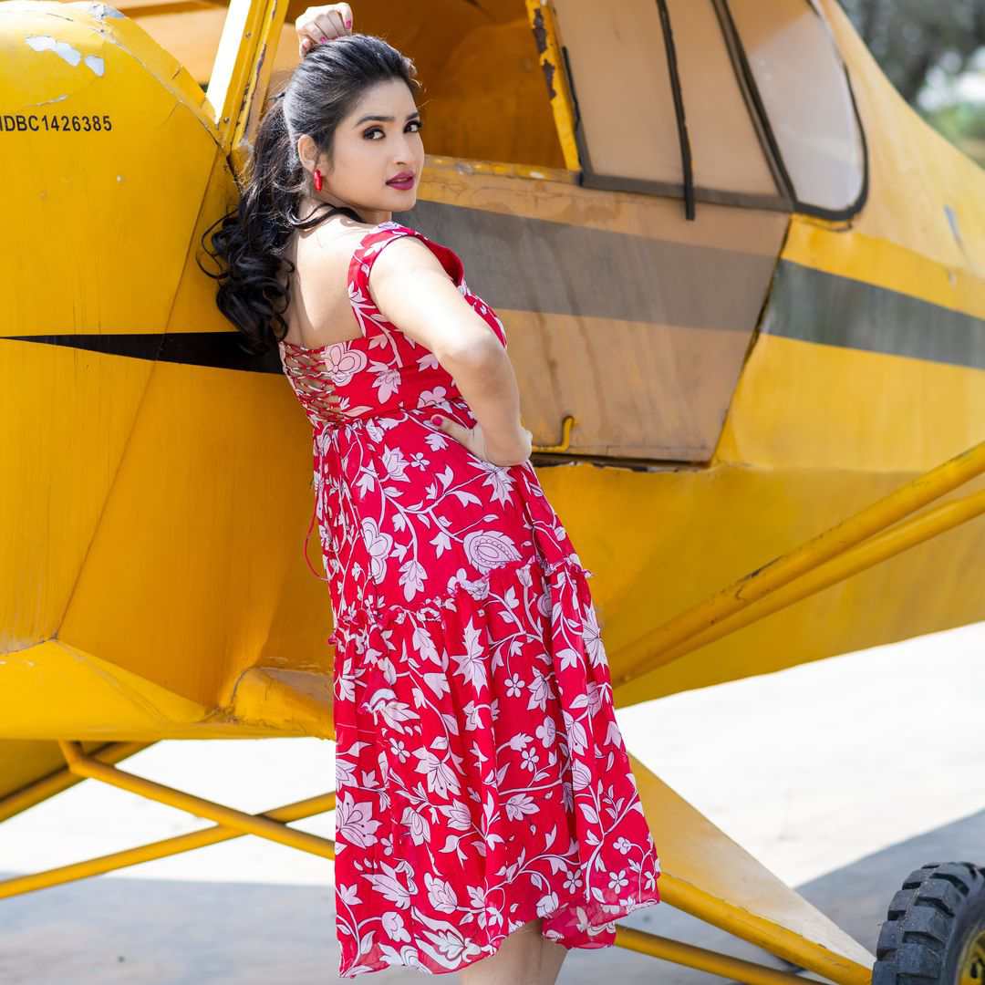 Rathika Rose: సమ్మర్ స్పెషల్ లుక్‌లో రతిక రంజైన అందాలు.. ఈ రేంజ్ ...