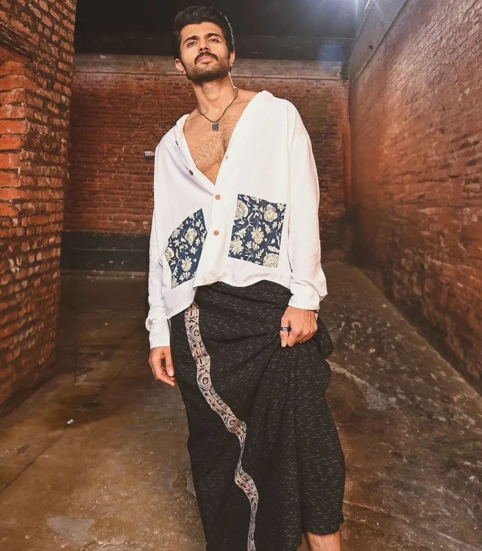 Vijay Deverakonda Birthday | Vijay Deverakonda Apparel Brand Rowdy ...