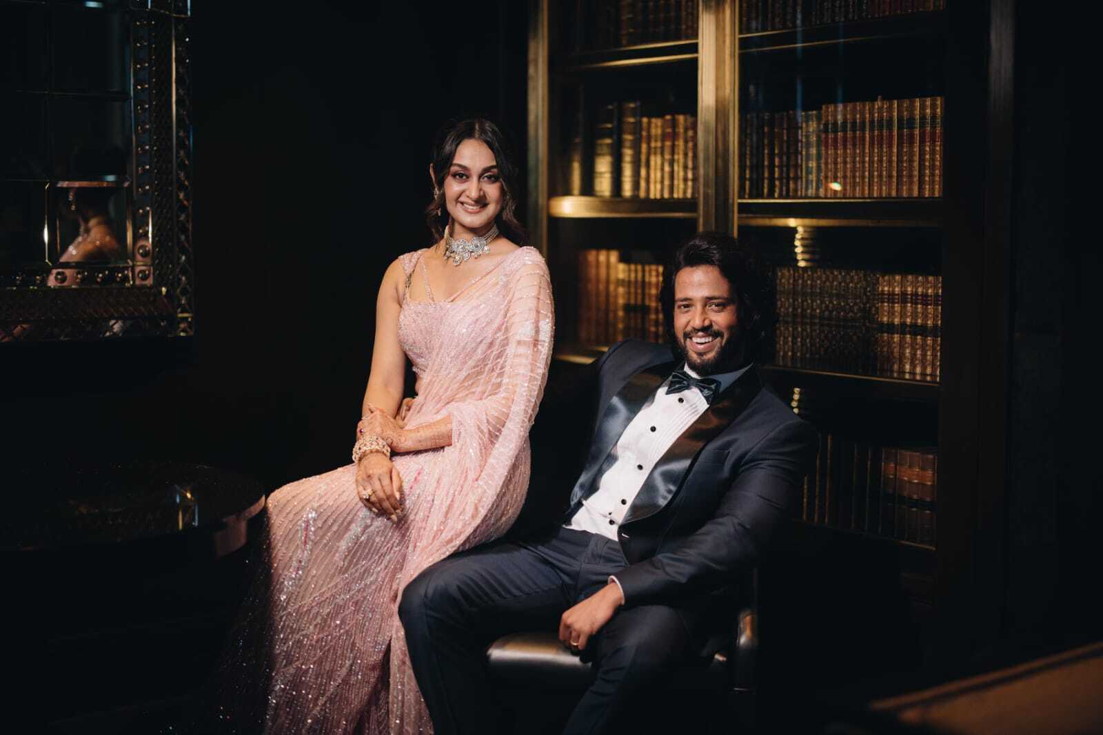 Receptions Photos: అంగరంగ వైభవంగా యాక్షన్ కింగ్ అర్జున్ సర్జా కూతురు ...