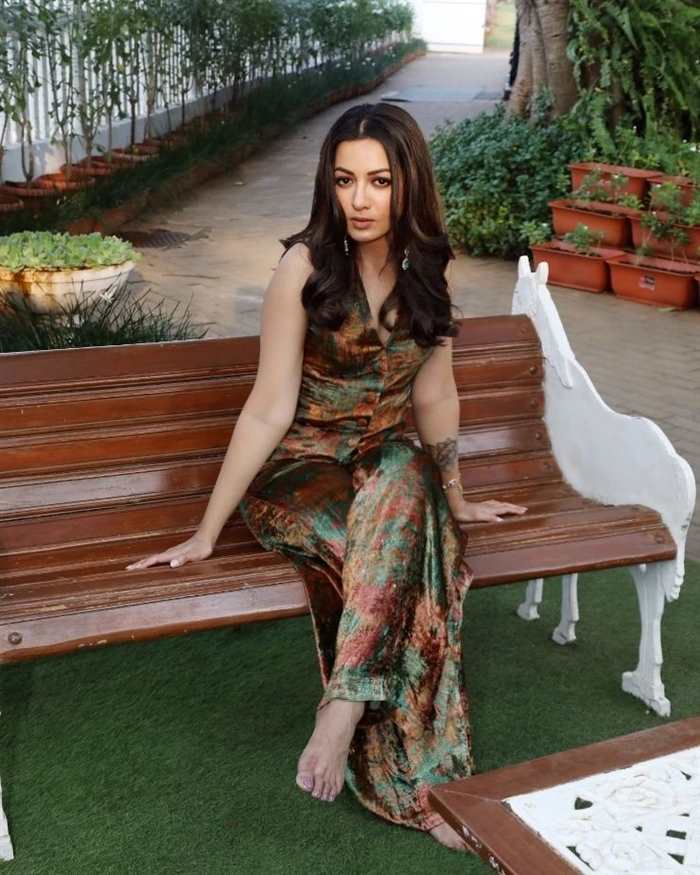 Catherine Tresa వయసు పెరిగినా వన్నె తరగని క్యాథరీన్ త్రెసా.. లేటేస్ట్ ...