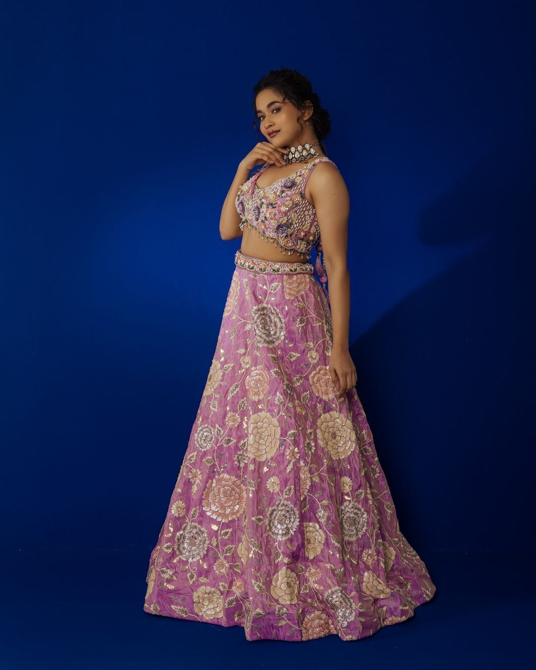 கீர்த்தி சுரேஷுக்கே செம டஃப் கொடுப்பாரு போல!.. காவ்யா அறிவுமணியின் கண் ...