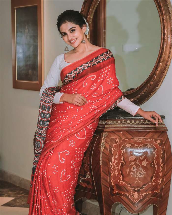 Mamitha Baiju Photos | Mamitha Baiju Latest HD Pics |Mamitha Baiju New ...
