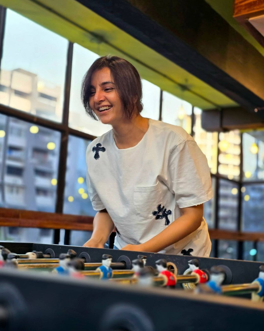 இவங்களுக்கு 45 வயசுன்னு சொன்னா நம்புற மாதிரியா இருக்கு?.. ஸ்லிம் ...