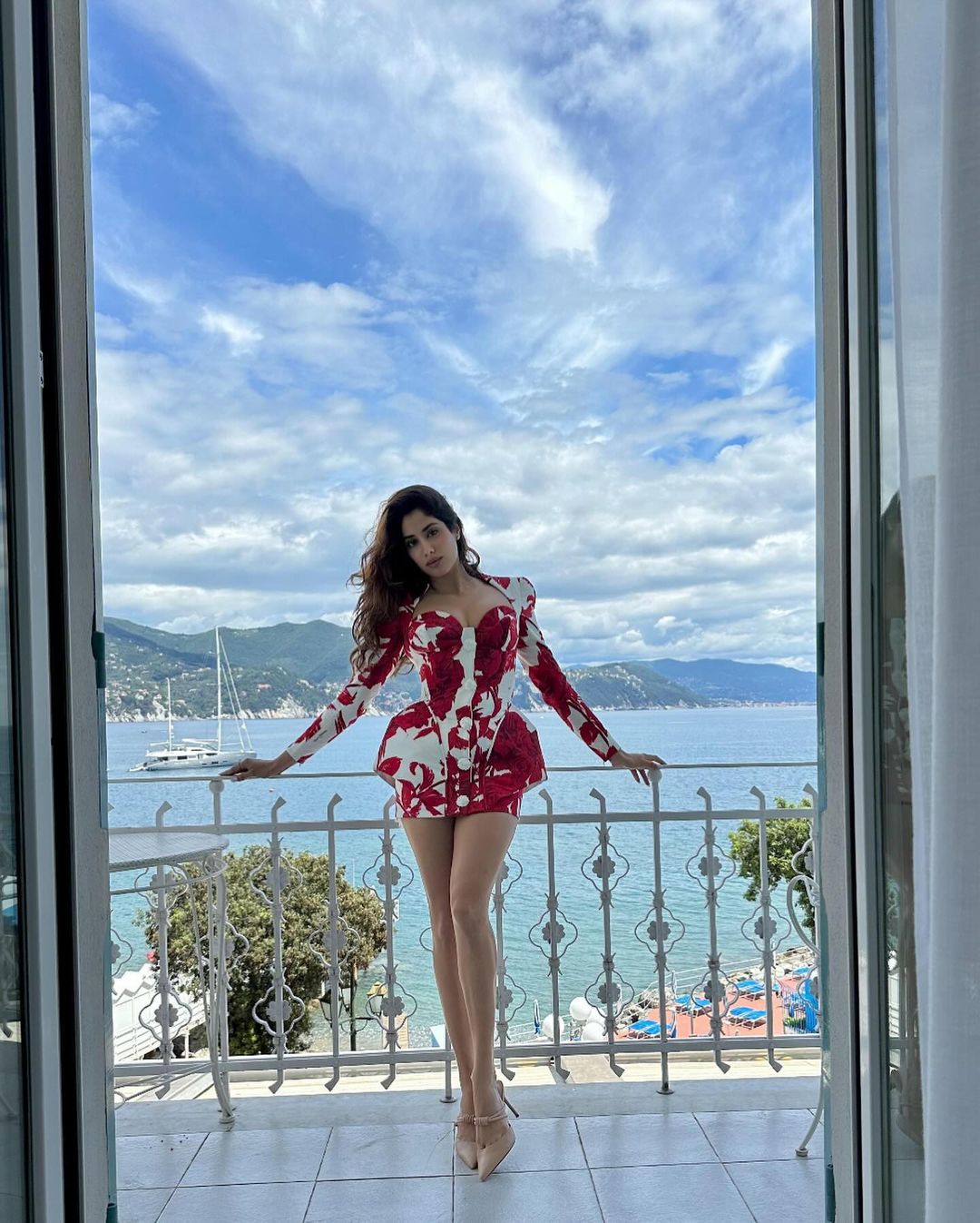 Janhvi Kapoor Latest Photos | Janhvi Kapoor Instagram | Janhvi Kapoor ... Janhvi Kapoor Latest Photos | Janhvi Kapoor Instagram | Janhvi Kapoor ...