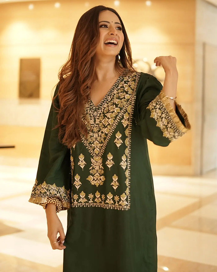 5 Times Sargun Mehta Made Heads Turn With Her Style! - Filmibeat