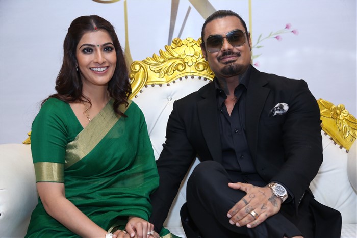 Varalaxmi Sarathkumar-Nicholai Sachdev Photos | Varalaxmi Sarathkumar ...