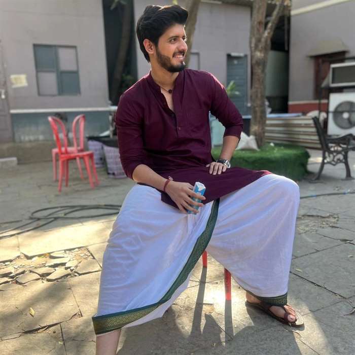 Nikhil Damle Photos: Find Latest HD Images, Pictures, Stills & Pics ...