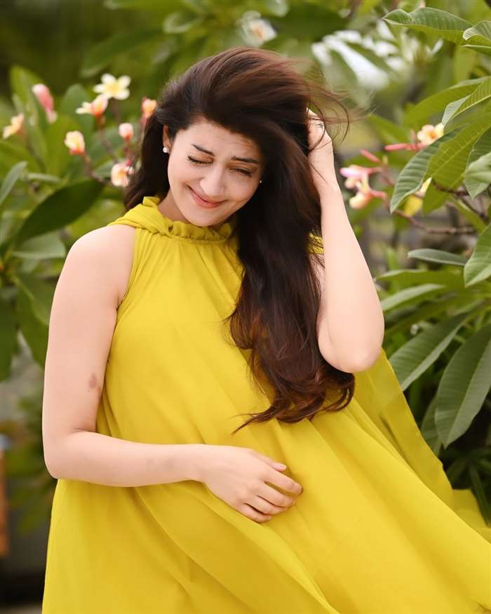 870+ Pranitha Subhash Photos: Find Latest HD Images, Pictures, Stills ...