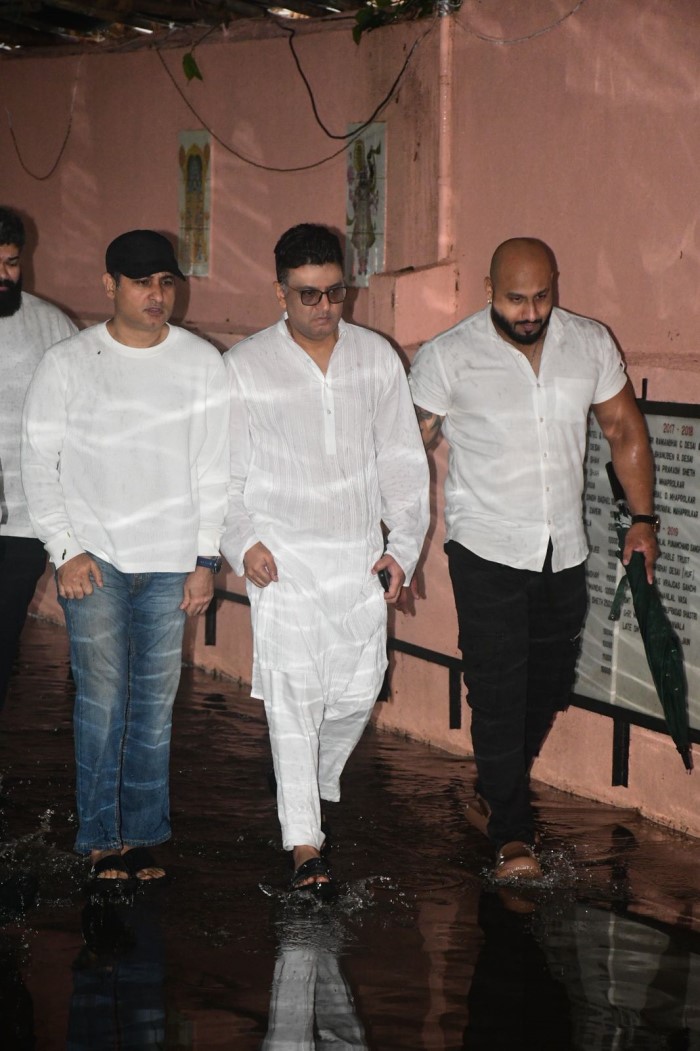 Tishaa Kumar Funeral Photos | Tishaa Kumar Death News | Bhushan Kumar ...