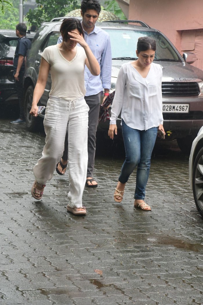 Tishaa Kumar Funeral Photos | Tishaa Kumar Death News | Bhushan Kumar ...