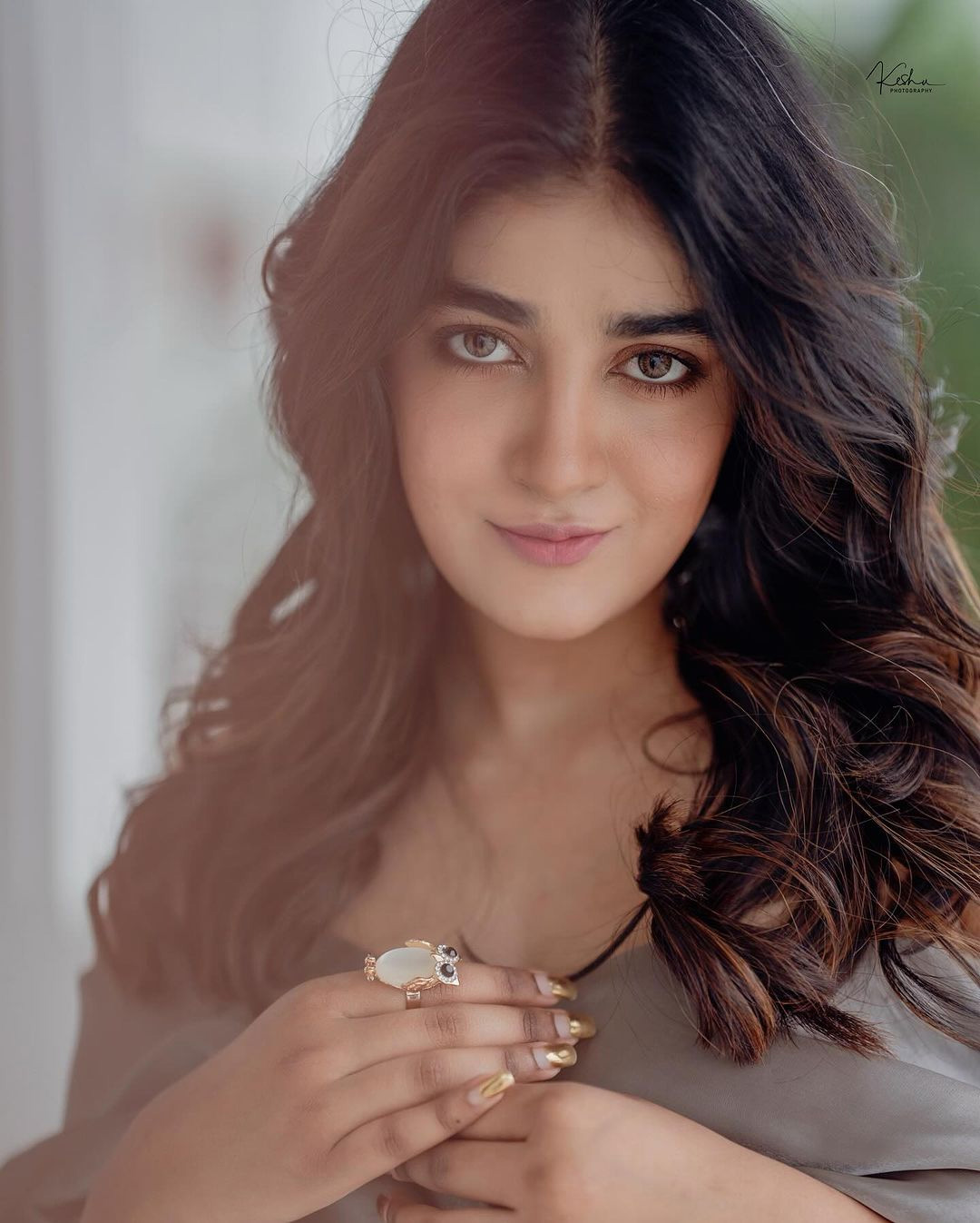 ట్రెండీ వెర్ లో వయ్యారాలు ఒలకబోస్తున్న డింపుల్ హయతి (ఫొటోలు ...