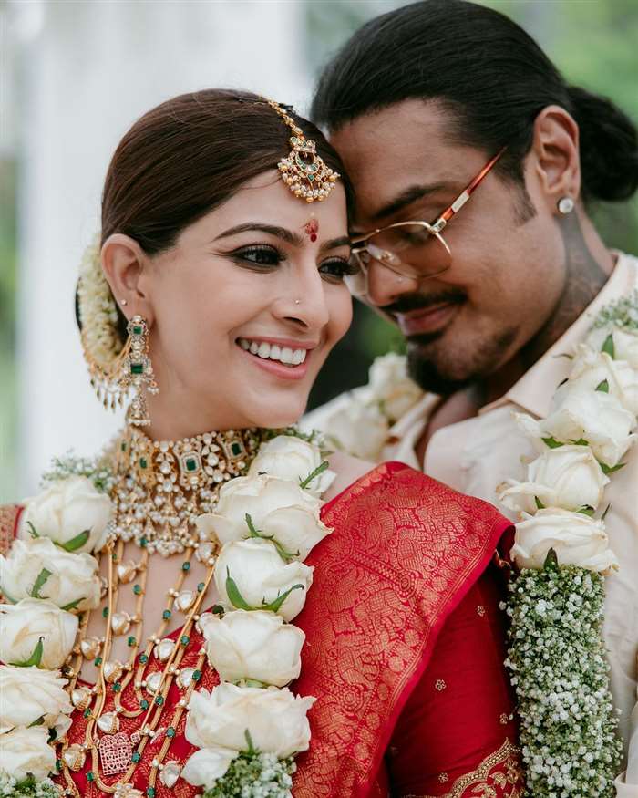 Varalaxmi Sarathkumar Wedding Photos | Varalaxmi Sarathkumar First ...