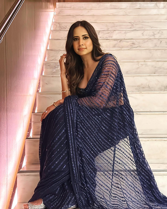 5 Times Sargun Mehta Gave Festive Fashion Goals - Filmibeat