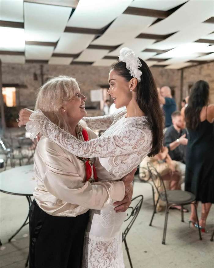 Amy Jackson and Ed Westwick Wedding Photos - Filmibeat