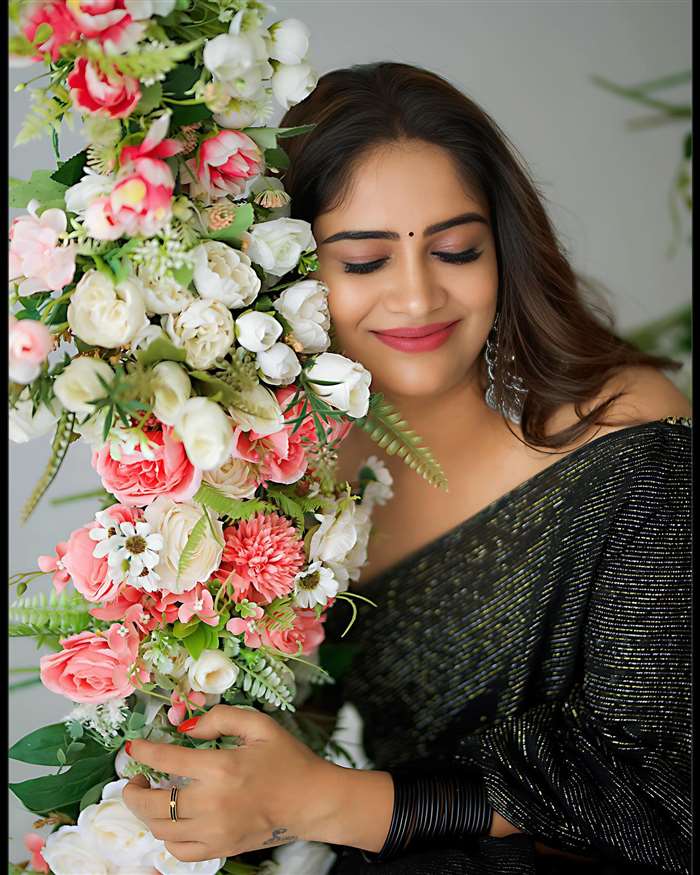 Anjali Pavan Photos: Find Latest HD Images, Pictures, Stills & Pics ...