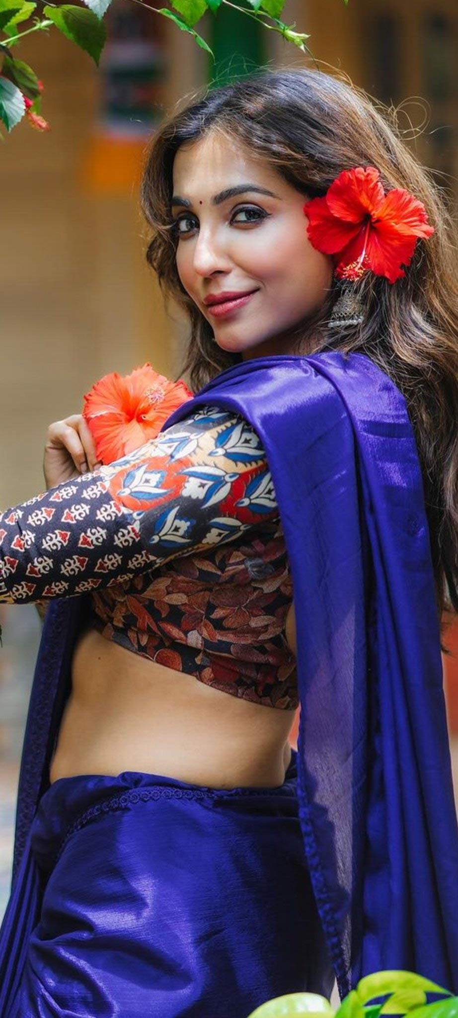 Parvathi Nair Saree Looks, Parvathi Nair Latest Photoshoot, Parvathi ...