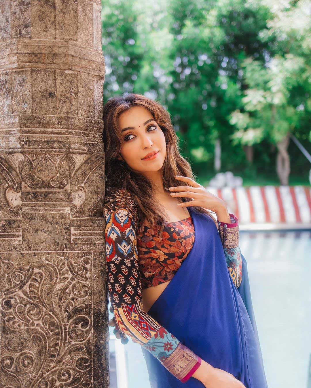 Parvathi Nair Saree Looks, Parvathi Nair Latest Photoshoot, Parvathi ...