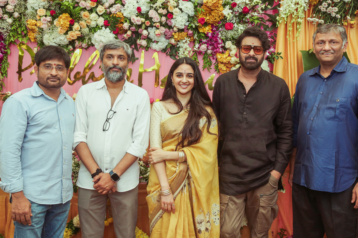 ప్రభాస్ - హను రాఘవపూడి మూవీ లాంచ్: హీరోయిన్ గా ఇమాన్ ఇస్మాయిల్ (ఫొటోలు ...