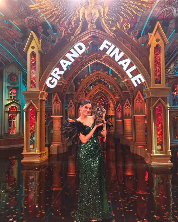 Sana Makbul Bigg Boss Ott 3 Winner Sana Makbul Photos Bigg Boss Ott