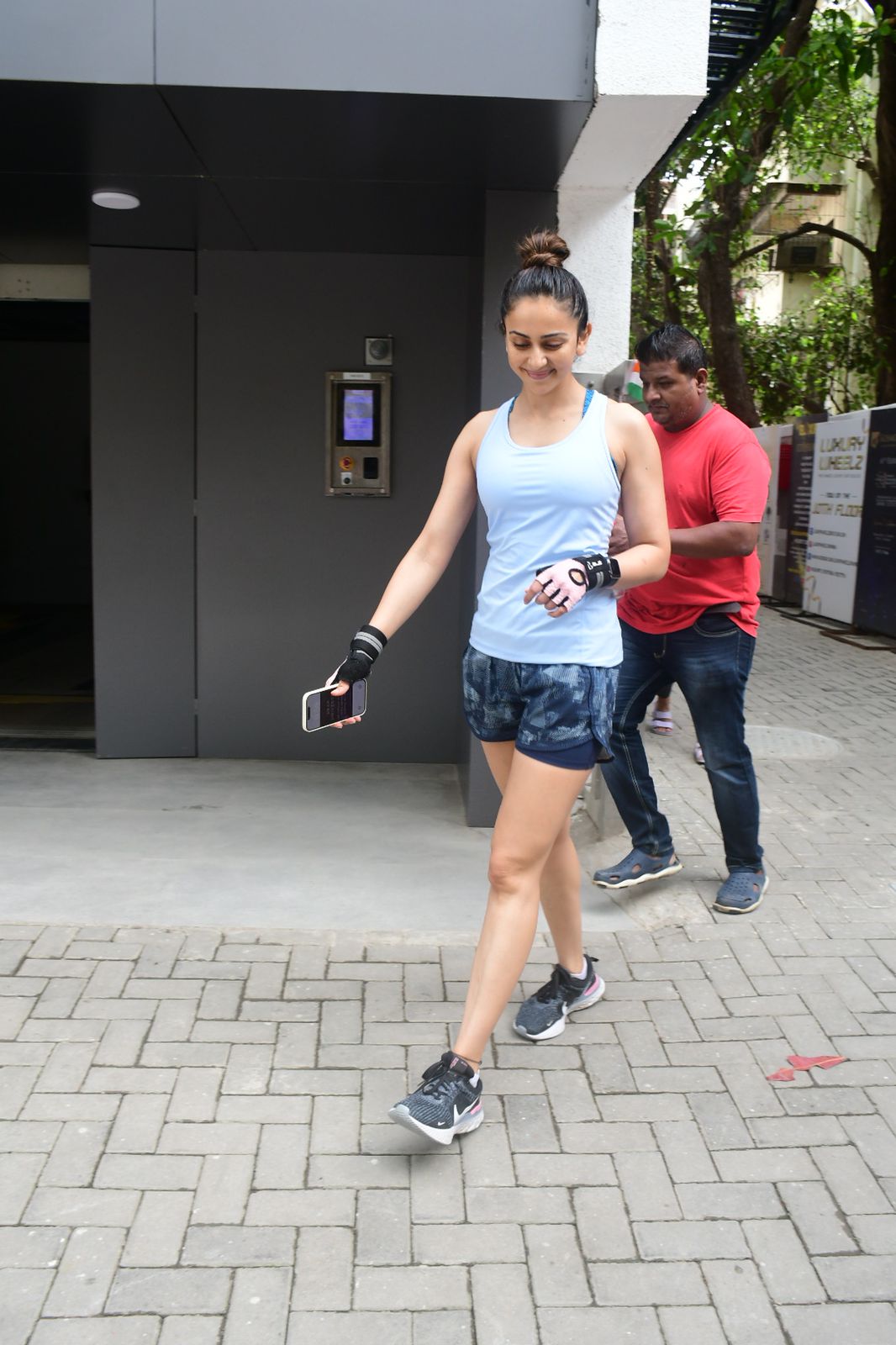 Rakul Preet Singh Latest Photos, Rakul Preet Singh Spotted After Gym ...