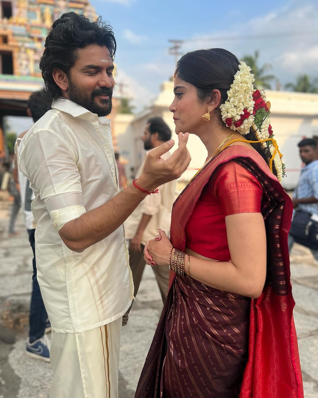 டாப் ஆங்கிளில் தாறுமாறு போஸ்.. மீண்டும் ‘ஷீ’ மோடுக்கு மாறிய கவினின் ஸ்டார் ஹீரோயின்! | Star ...