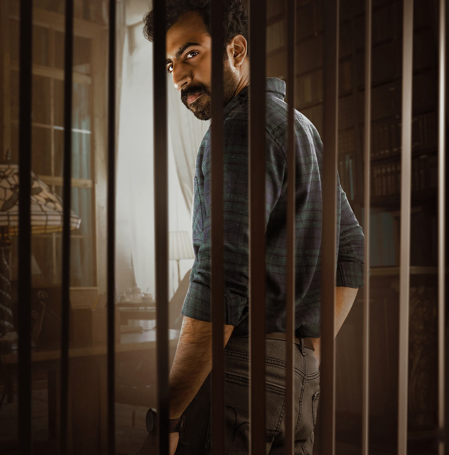 Ulajh Cast , Ulajh Cast Names & Photos , Ulajh Release Date , Ulajh ...