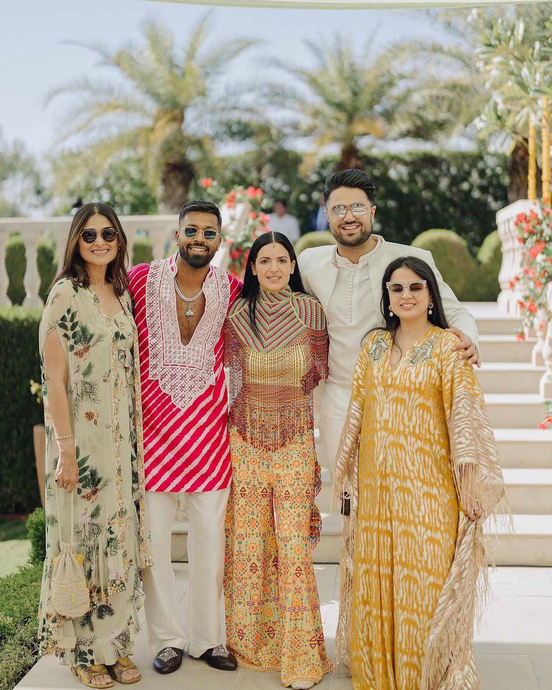 Who Is Kabir Bhalla , Kriti Sanon Boyfriend Photos , Kriti Sanon ...