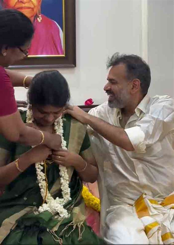 Premgi Amaren Viral Instagram Post , Premgi Amaren Wedding Photos ...