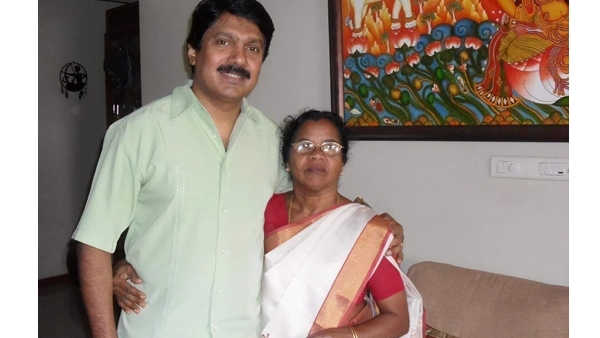 എന്റെ കല്യാണച്ചടങ്ങ് കഴിഞ്ഞ് എല്ലാവരും ഊണിന് പോകുമ്പോള്‍ എടാ വേണൂ എന്ന ...